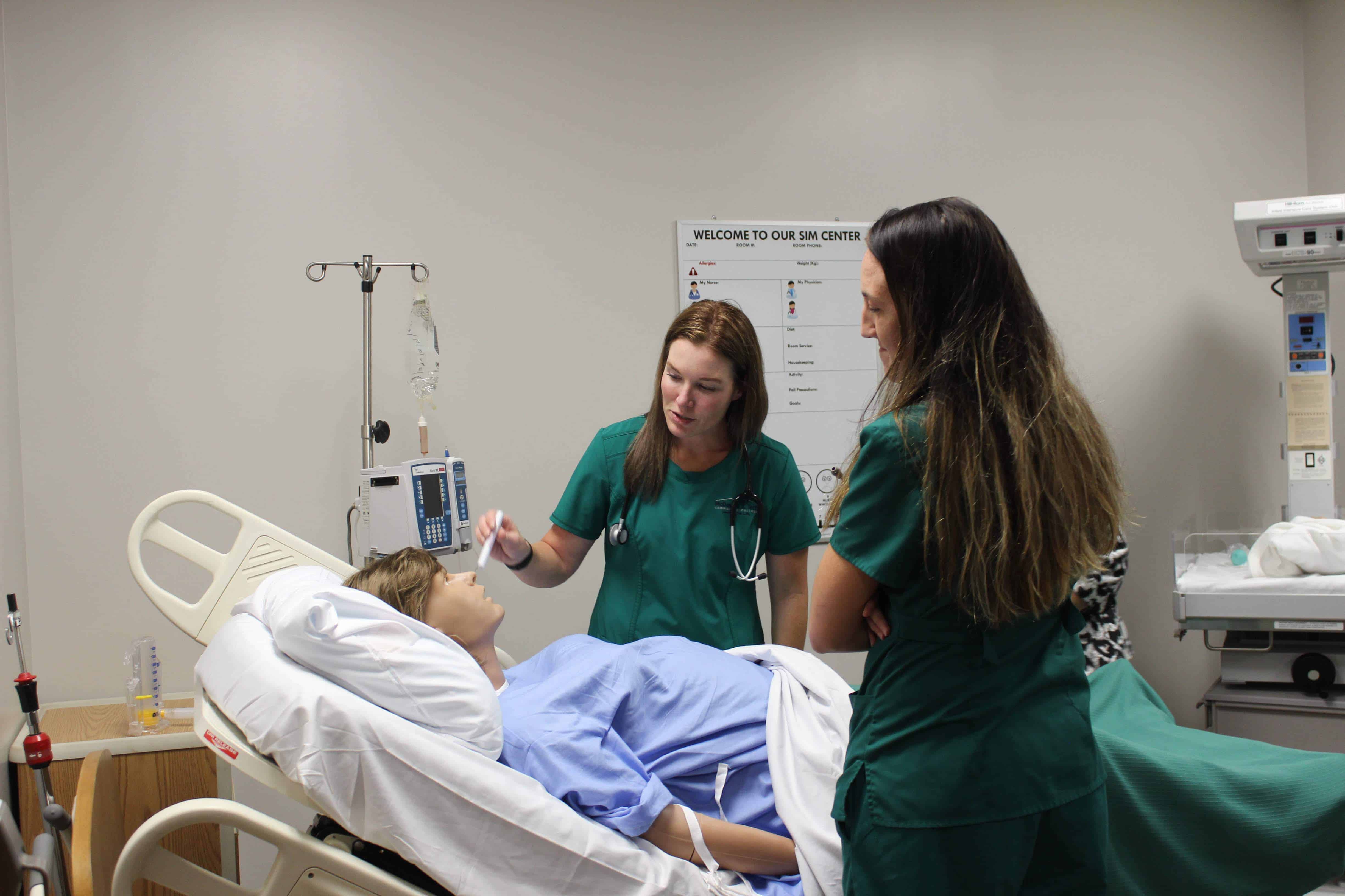 Meet Victoria: The robot who gives birth - EdNC