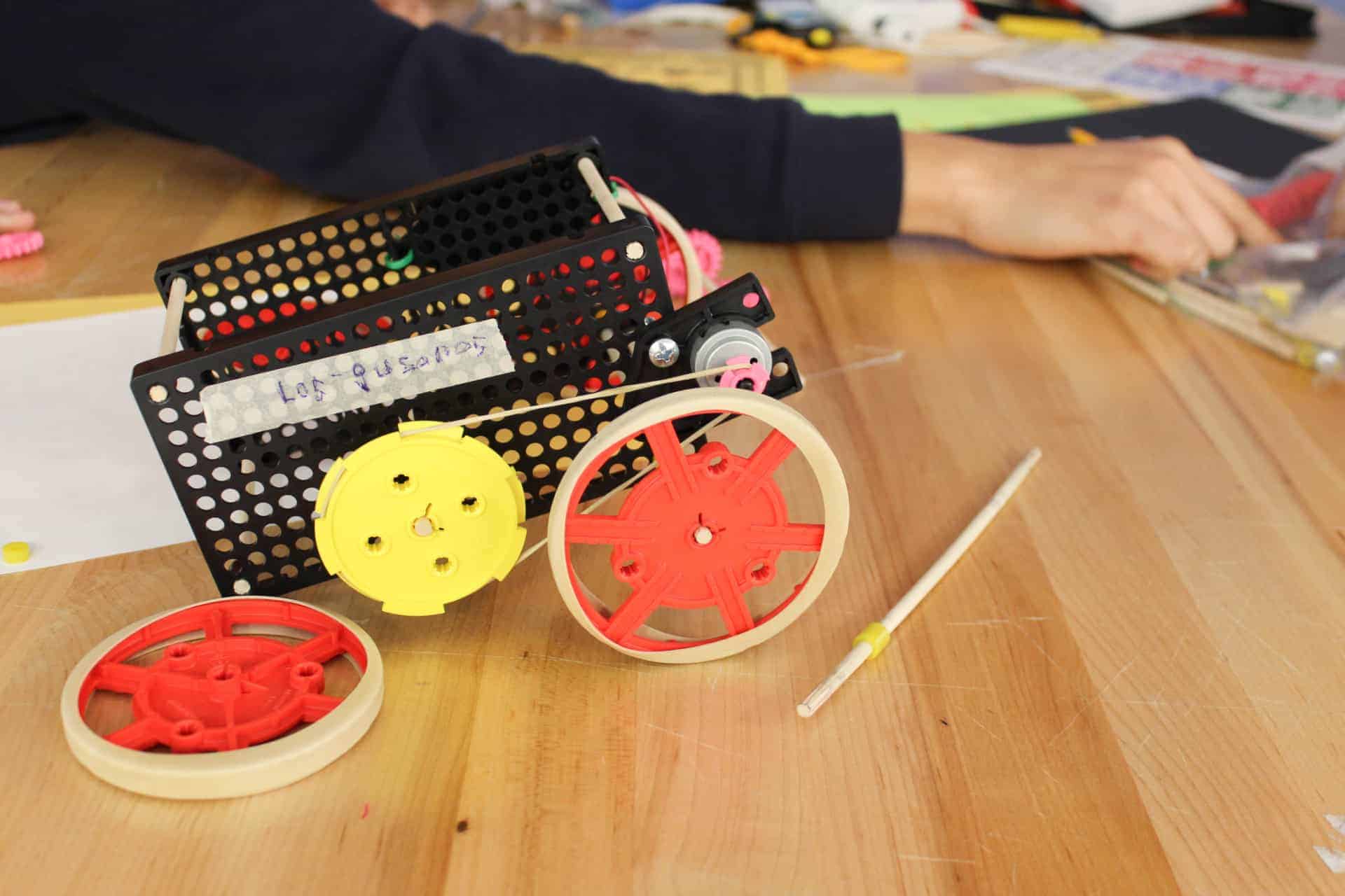 Project SYNCERE draws Chicago's underrepresented youth into engineering ...