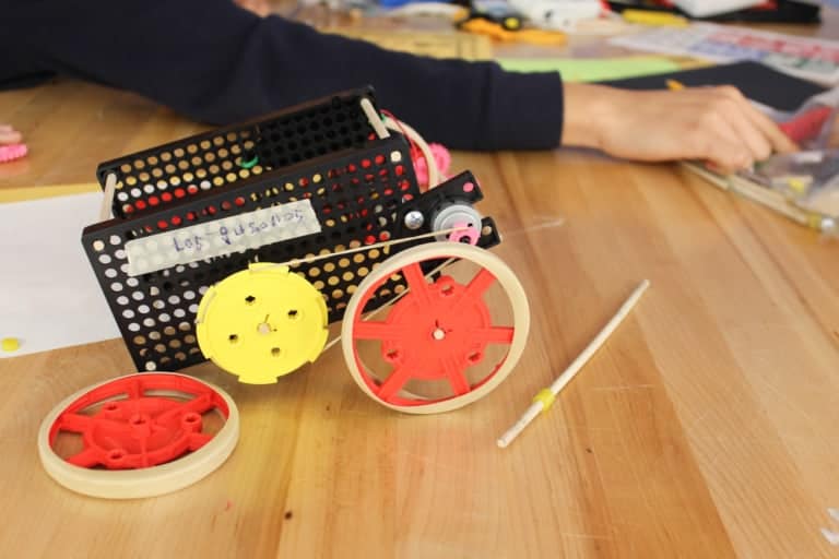 Project SYNCERE draws Chicago's underrepresented youth into engineering - EdNC